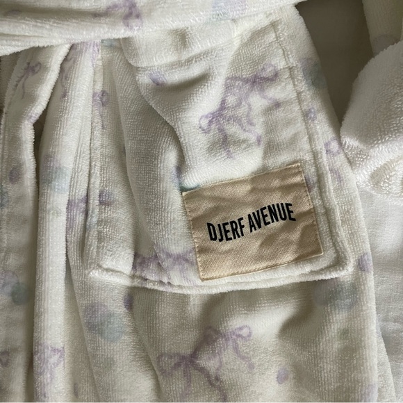 Djerf Avenue | Intimates & Sleepwear | Djerf Avenue Bubble Bliss Robe ...